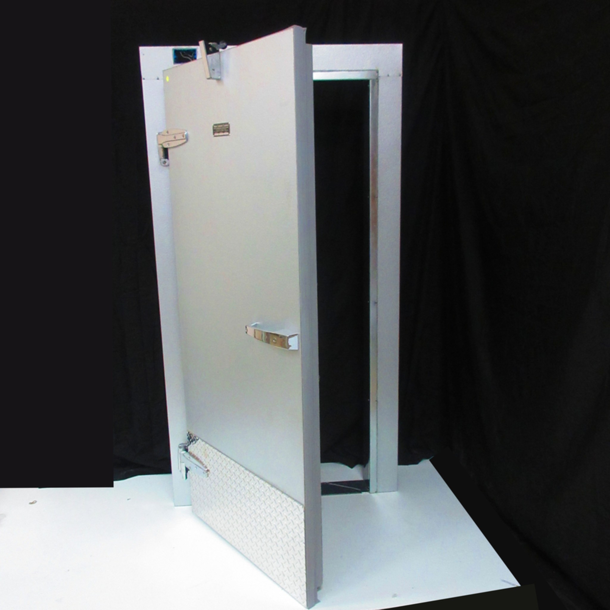 Walk-In FREEZER Door w/ Frame Insert – Left Hinge – Refrigeration ...